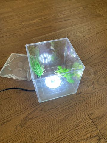 Аквариум с подсветкой, пластмассовый
